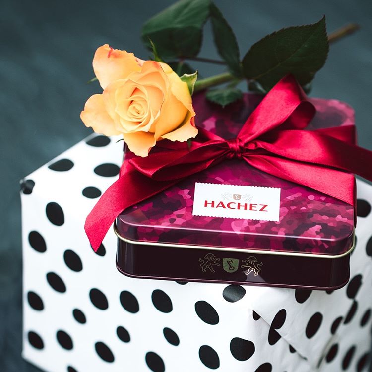 HACHEZ Chocoladen & Confiserie Pralinés